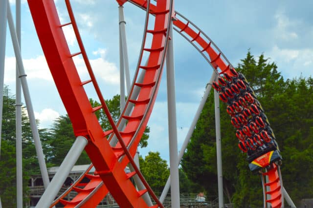 The Best Fast Rides at Carowinds | MomsWhoThink.com