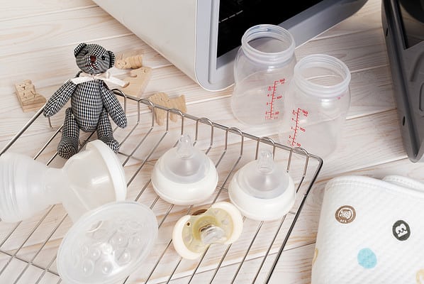 How to Sanitize Baby Bottles, the Best Techniques and Products