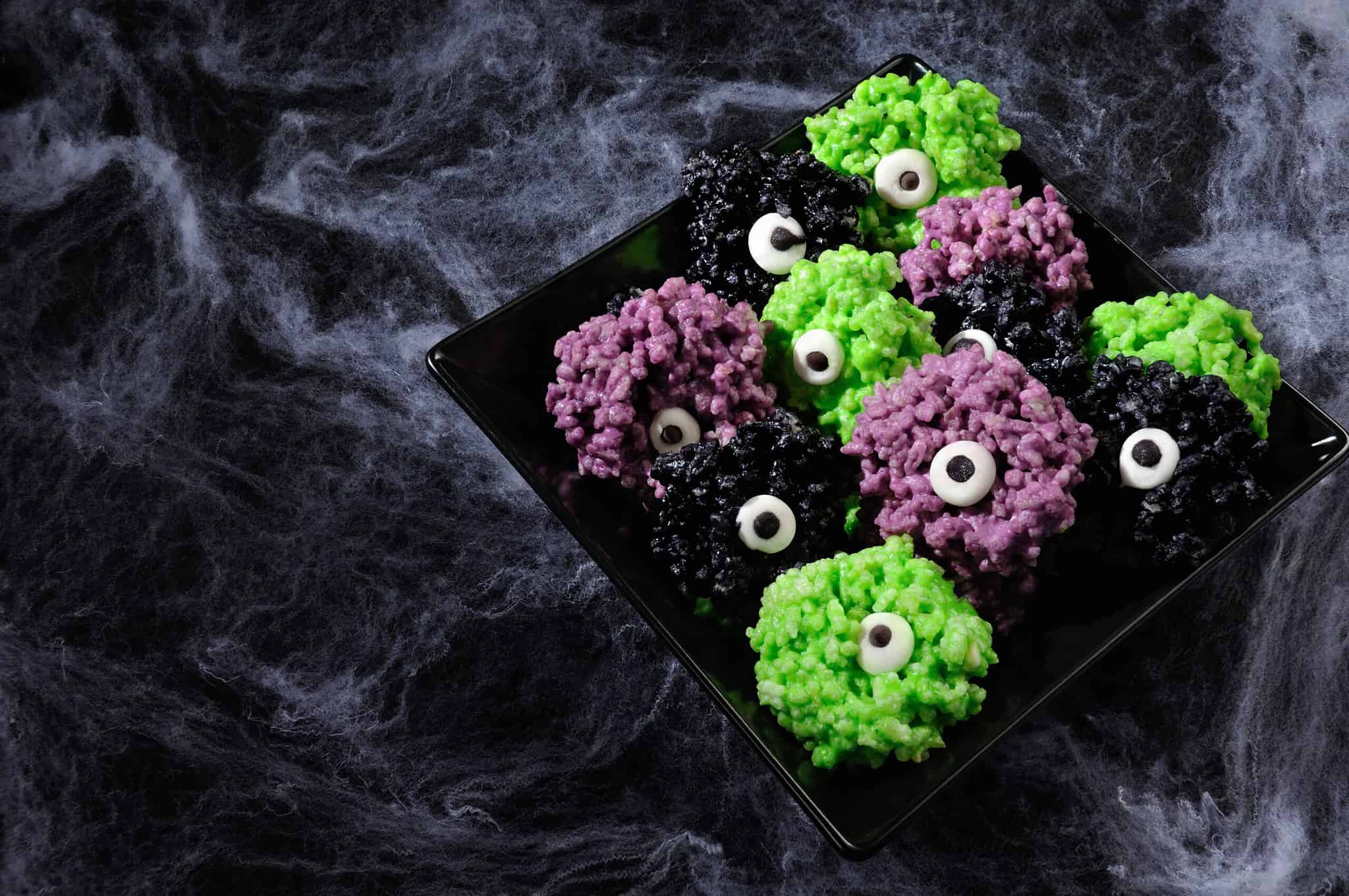 Kids Will Love This Alien Rice Krispie Pop Recipe