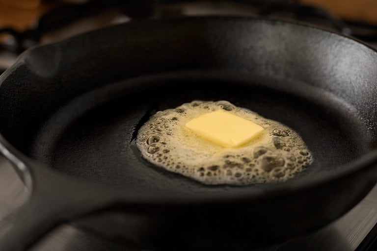 Sunny-Side Up vs. Over-Easy – The Secret to Healthy Fried Eggs