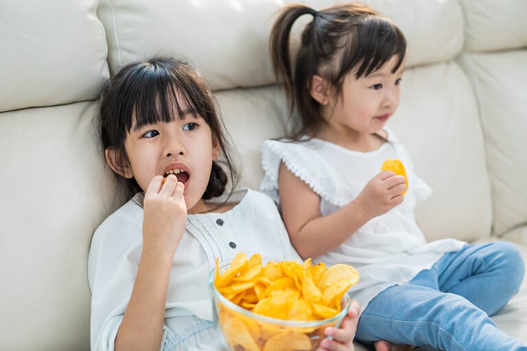 The 15 Most Unhealthy Chips Brands for Kids - And What to Eat Instead