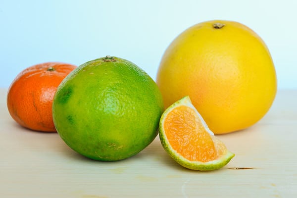 What is Ugli Fruit? What it Tastes Like & Comparison to Oranges