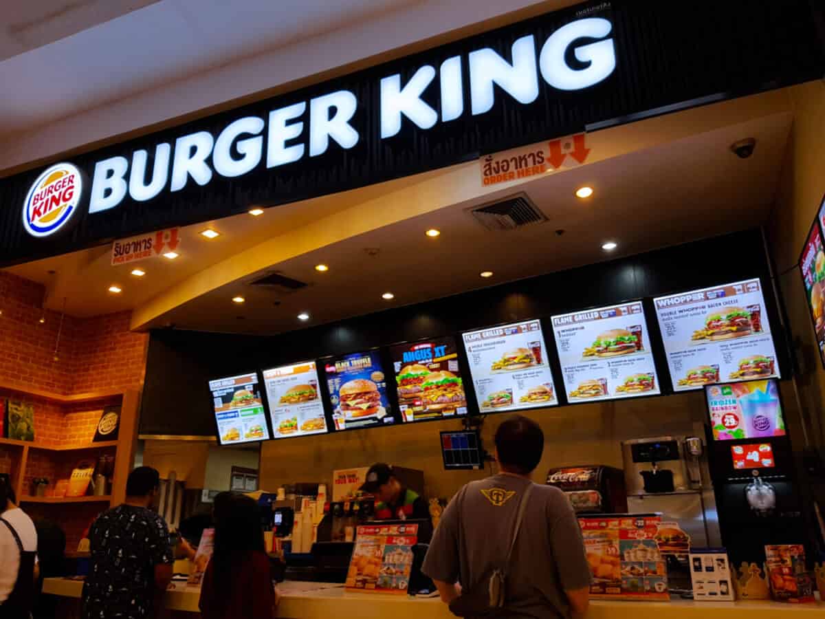 KFC Launches the Extra Crispy Festive Feast, Encouraging Customers to ...