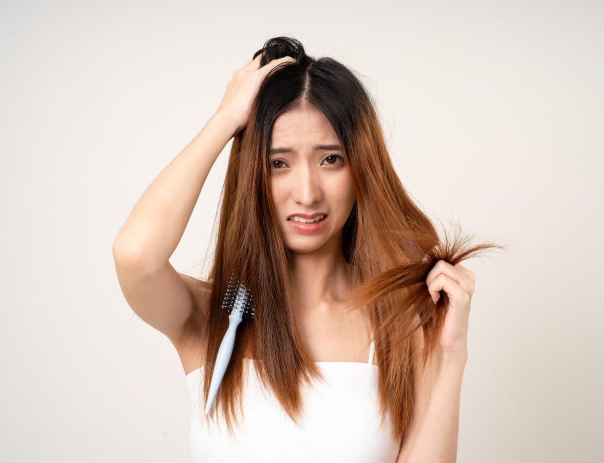 The Best 6 Shampoos for Extremely Dry Hair and Where to Buy Them