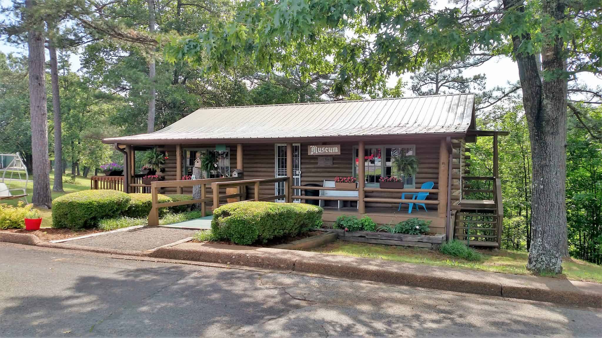 The Most Quaint and Beautiful Small Towns to Visit in Arkansas