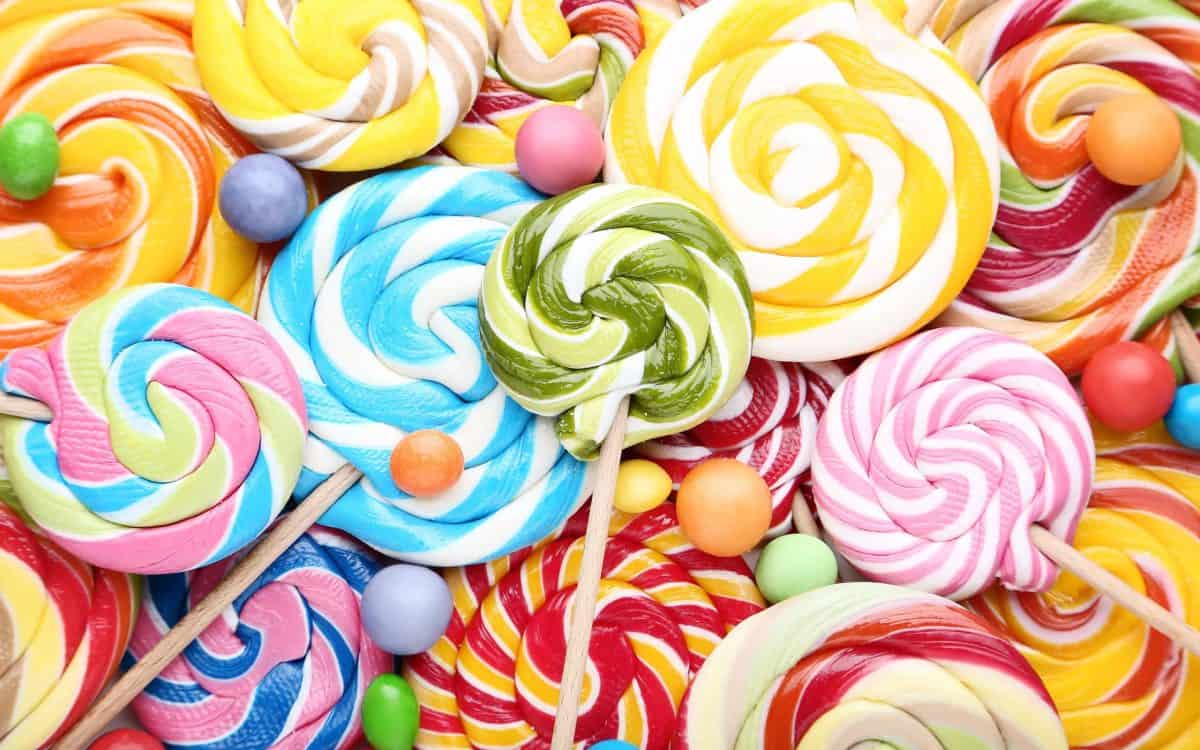 Unhealthy Halloween Candy & Healthier Alternatives