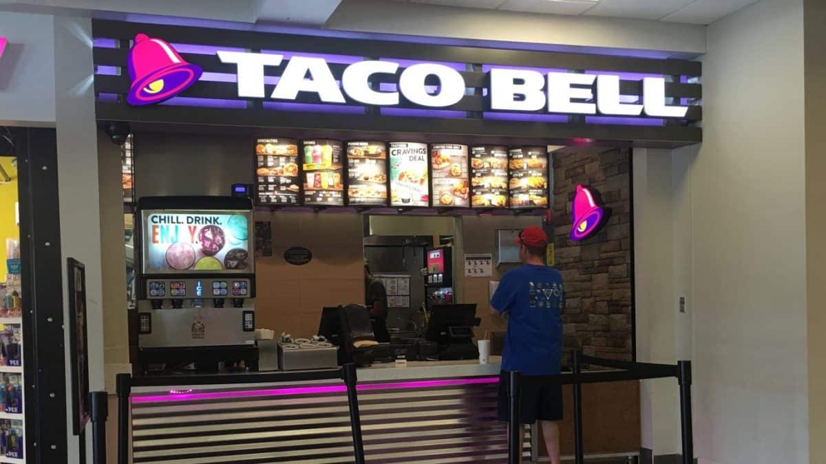 Avoid These 9 Unhealthy Menu Items at Taco Bell
