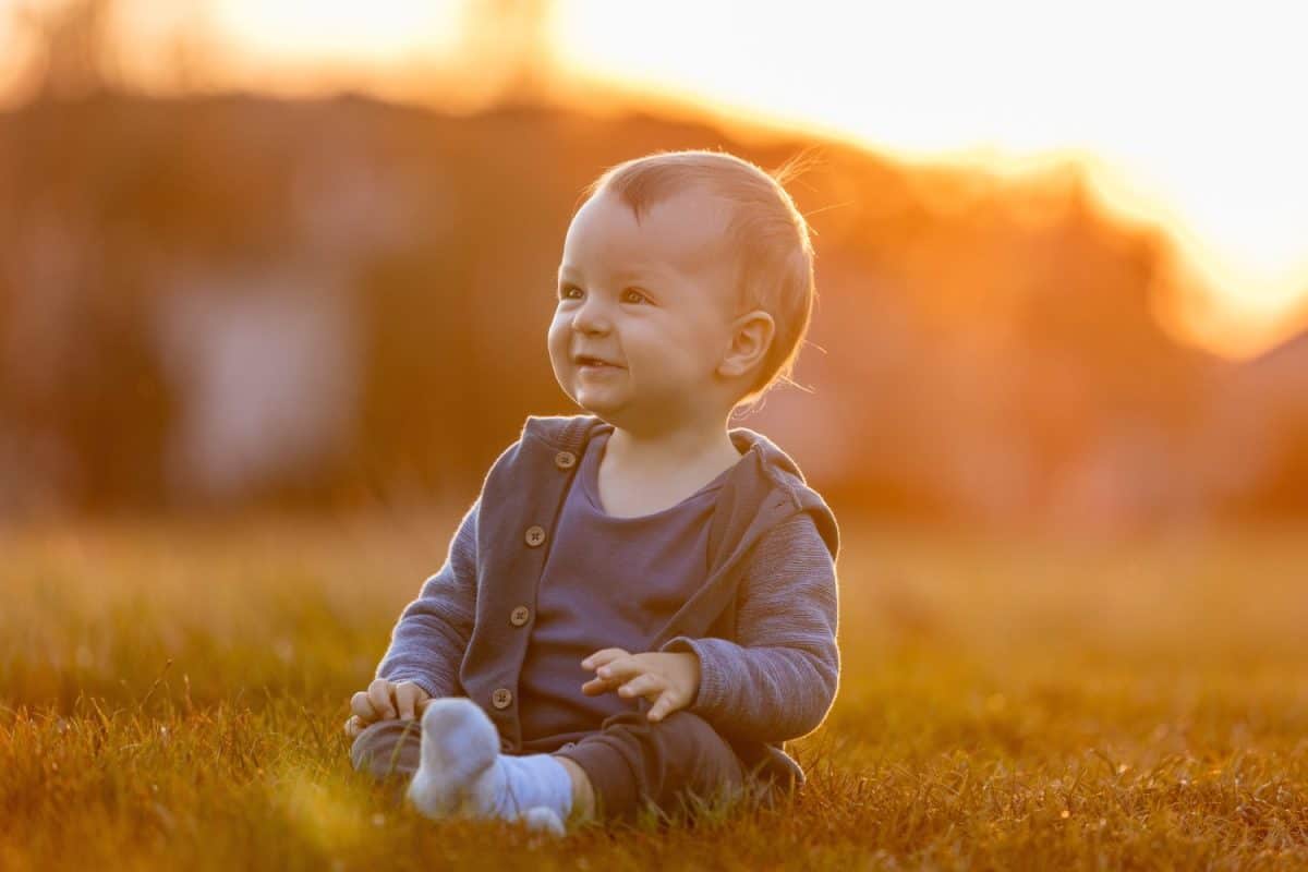 Boy Names That Mean Sun | MomsWhoThink.com