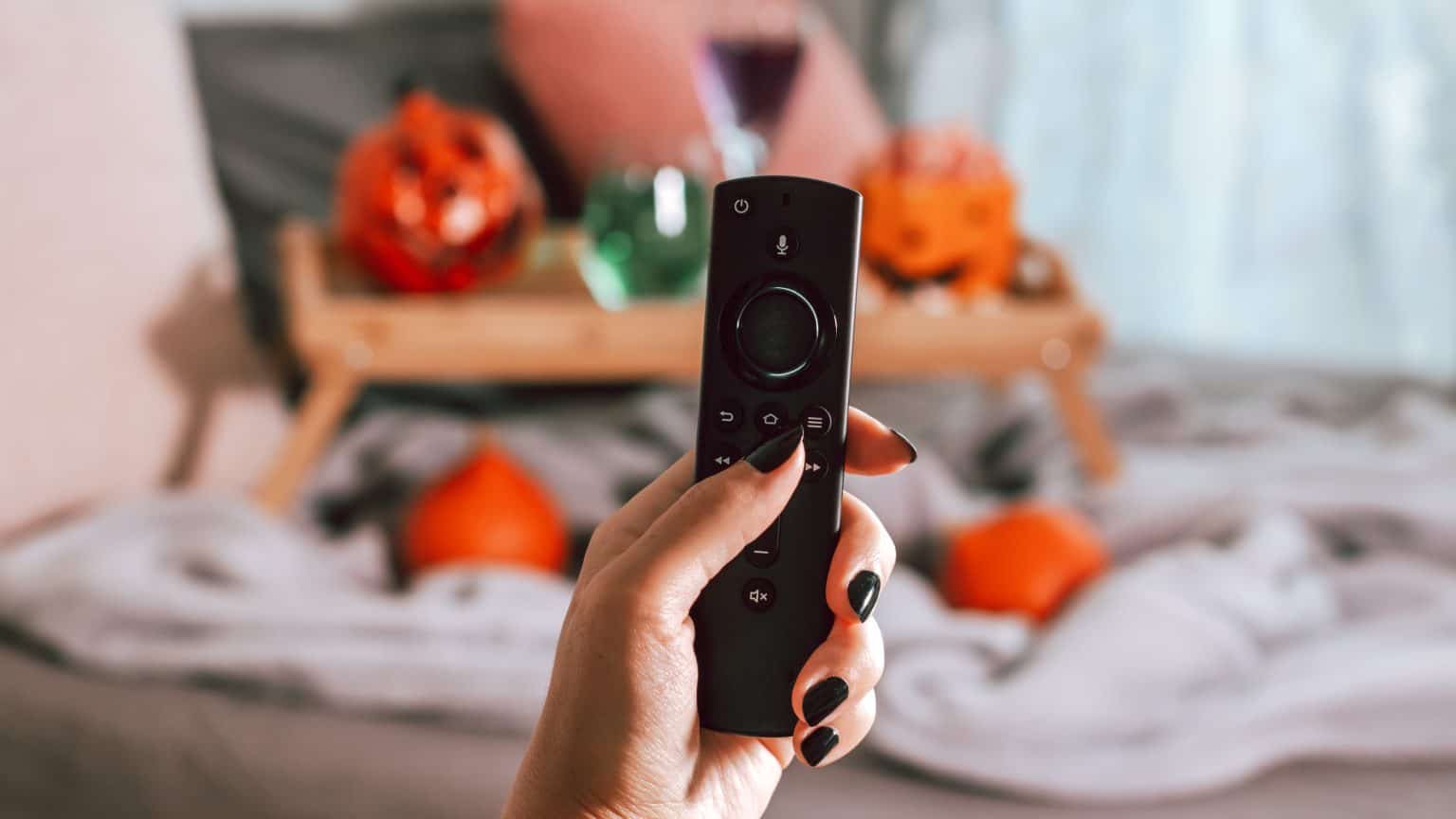 The Ultimate Guide to Planning a Cozy Family Movie Night With a Fall Twist