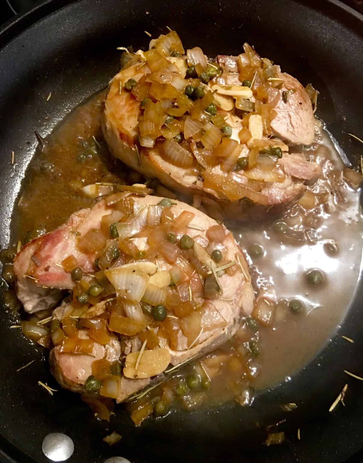 Try These Wonderful Smothered Pork Chops | Moms Who Think